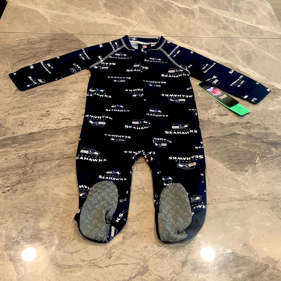 NFL | Pajamas | Nfl Team Apparel Seattle Seahawks Zip Up Sleeper Footie ...